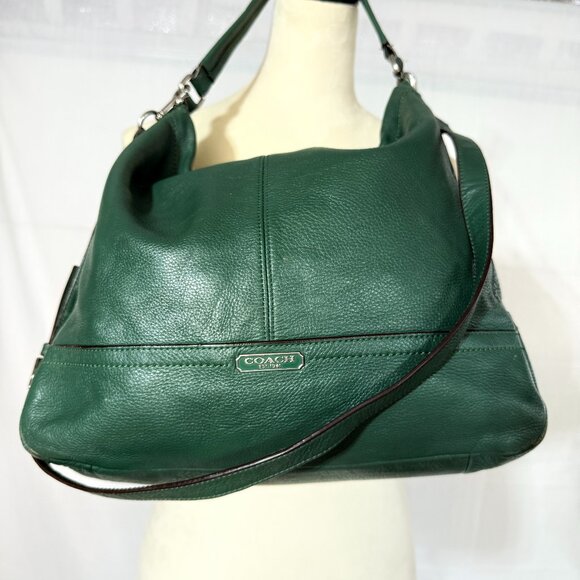 Coach | Bags | Coach Green Pebbled Leather Shoulder Bag Style F23239 ...
